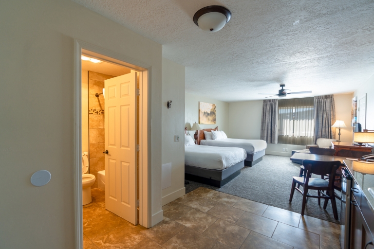 Deluxe QQ Room | The Springs Resort | Pagosa Springs, CO